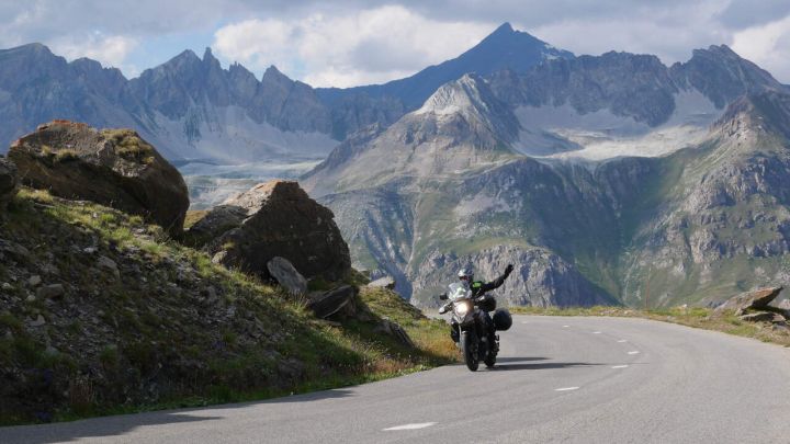 Legendary Passes of the Alps - The French Ride